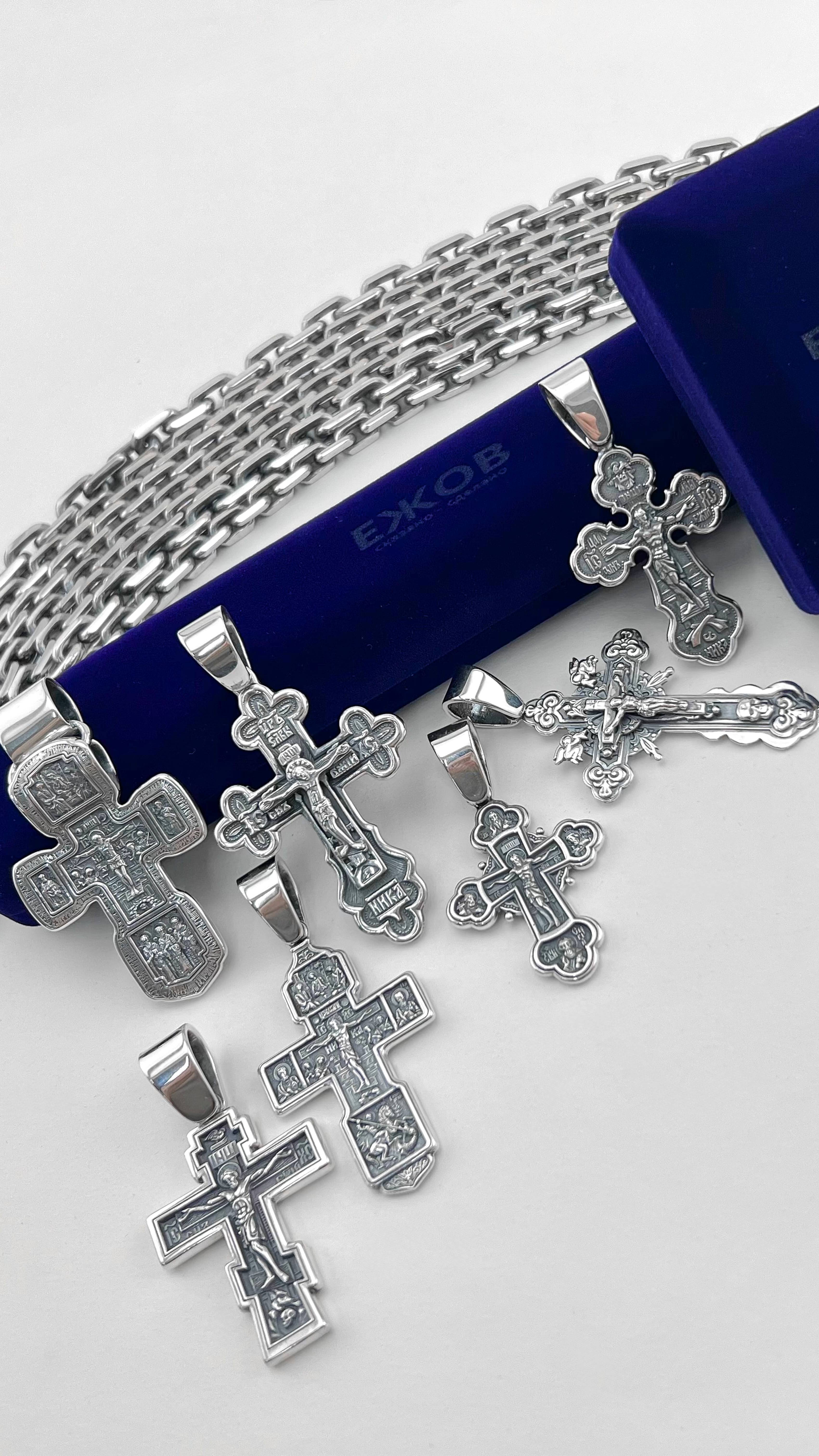Серебряные кресты и серебряные Якорные цепи