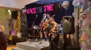 Proud Mary (Tina turner cover) Up to Eleven at Dunvant workingmen’s club.