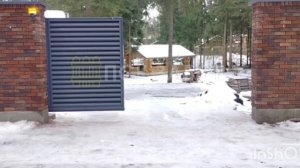 Откатные ворота на Евро балке, заполнение жалюзи Royal Twin