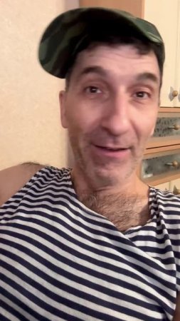 Анекдот про не очень красивую жену