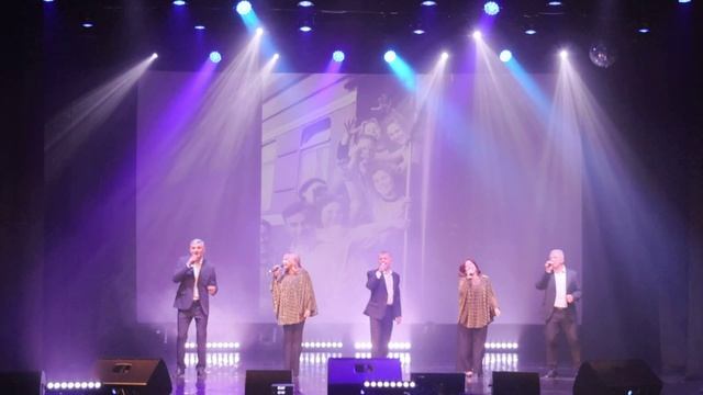 Люди встречаются -  Цыбин Д., Бабич М.,Конов В., Заболотная О., Лунева Е.