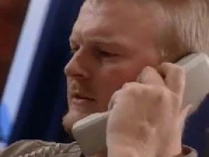 01 EMEA Customer Services
