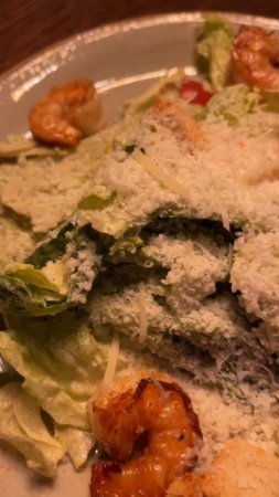 Цезарь с креветкой 🤤