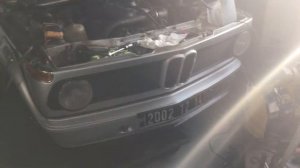 reveil d'une BMW 2002 turbo apres 26 ans de sommeil /2