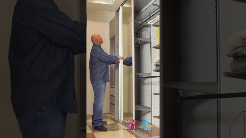 «Как сделать шкаф без перегородок? Решение, которое вас удивит | Парящая крыша от CupeDoors»