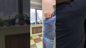 Распашные шкафы vs Шкафы-купе: Почему ваши двери не закроются | Экспертное решение от CupeDoors