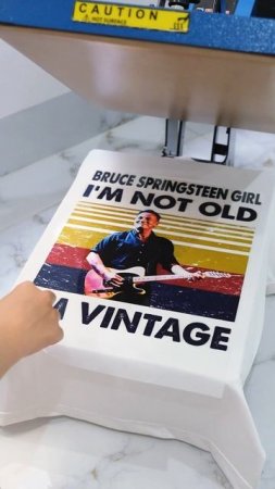 Bruce Springsteen Girl I'm not old i'm vintage Classic Unisex T Shirt Hoodie Sweatshirt