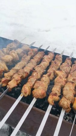 На даче отдыхать просто кайф🔥#shorts   А мясо то какое сочное 🤤