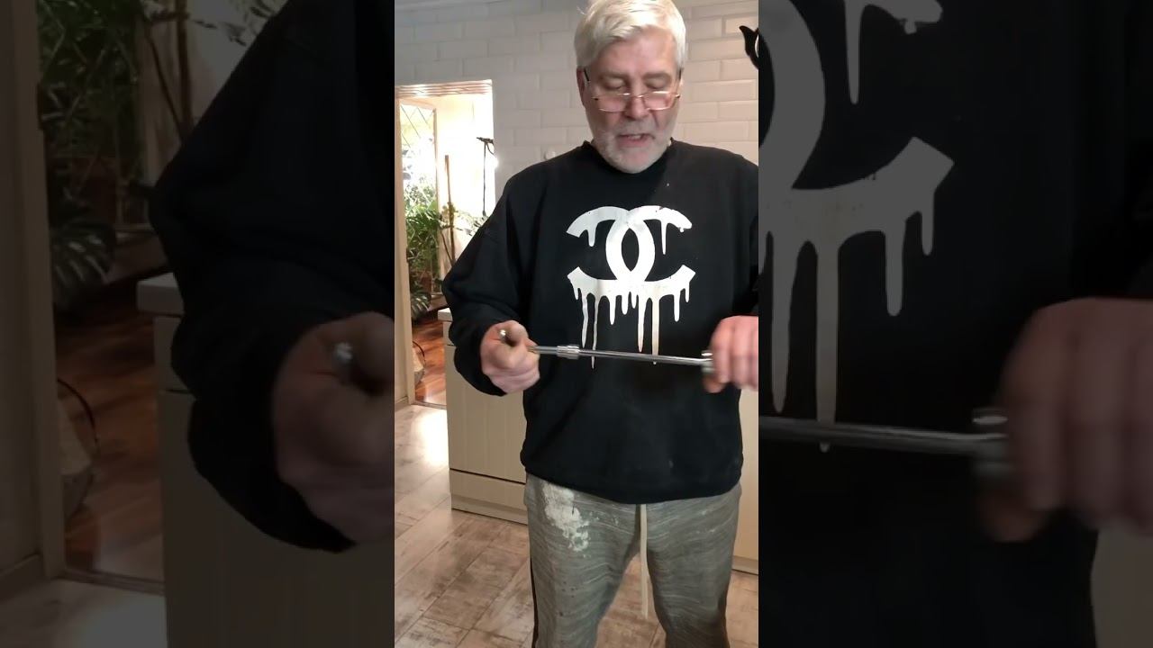 Суперклей для лохов. Рихтовка автомобиля откладывается, ищем работающий клей.@family_chronicle