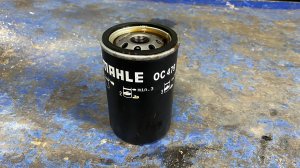 Масляный фильтр Mahle OC 479 отработал на моей Гранте