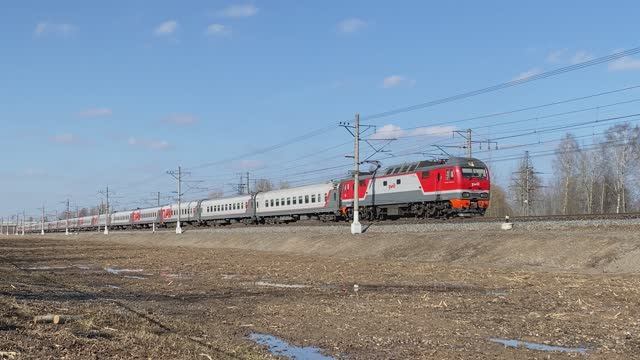 Электровоз ЭП2К-210, перегон Колпино - Саблино