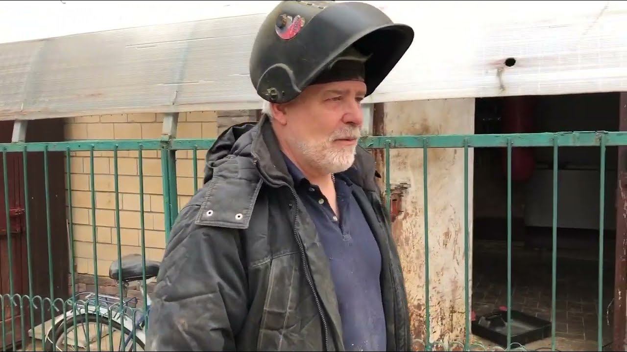 Зима разрушает все! А мы снова и снова ремонтируем!