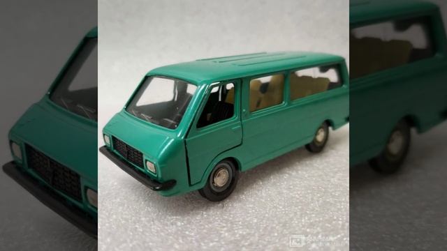 Модель автомобиля коллекционная РАФ 2203 Латвия А18