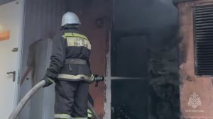 Тушение возгорания в подсобном помещении магазина в ЖД округе г. Курска