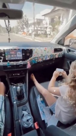 Маленькая помощница 😄#shorts #юмор #авто