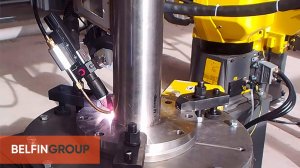 Робот для TIG/MAG сварки пробоотборников нефти