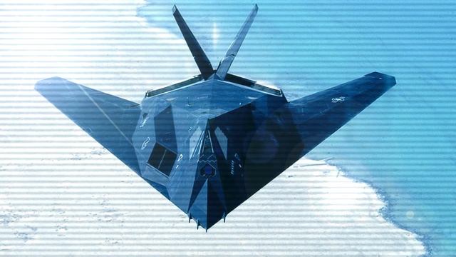 Охотники за секретными самолётами ⧸ Шпионские страсти