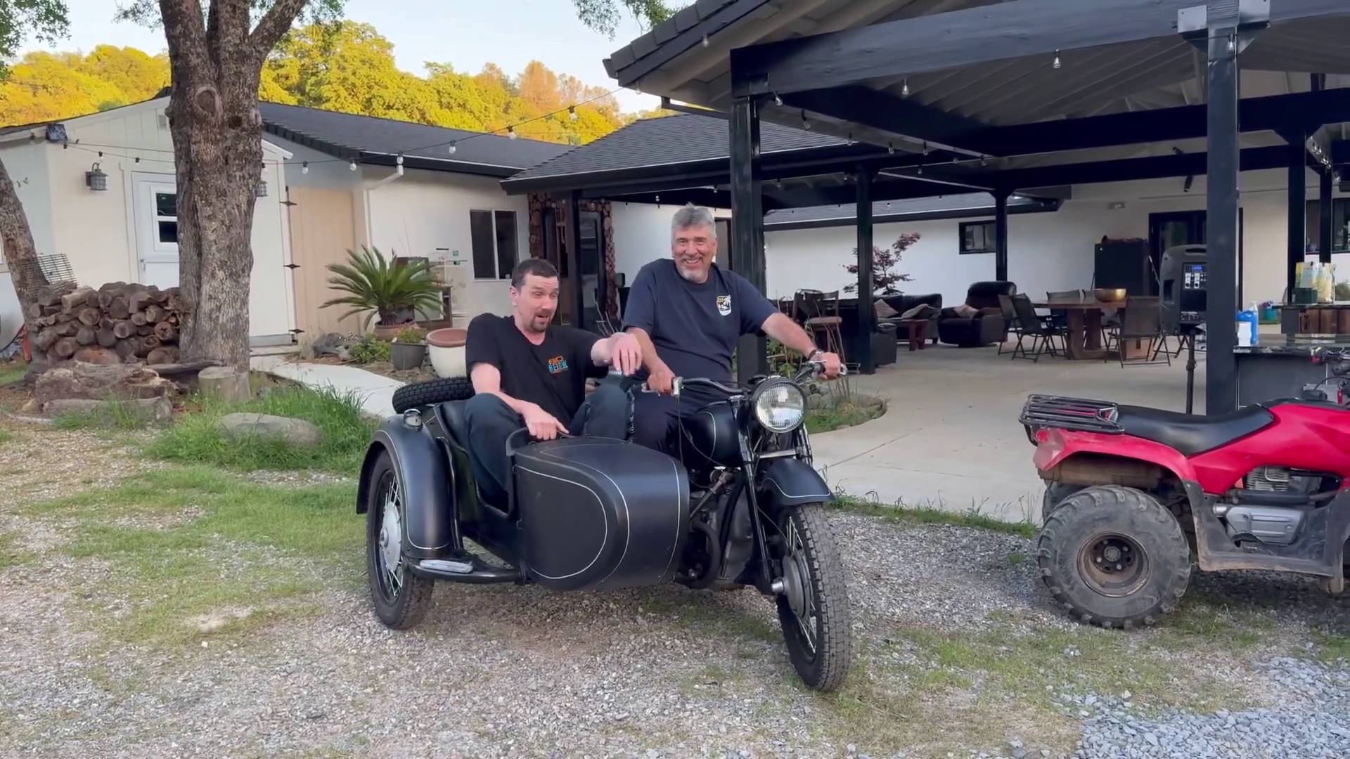 АМЕРИКАНСКИЕ ПРИКЛЮЧЕНИЯ СОВЕТСКОГО МОТОЦИКЛА. ОТДЫХ НА ПРИРОДЕ С СЕМЬЕЙ: БАНЯ, РЫБАЛКА, БАЙКИ.