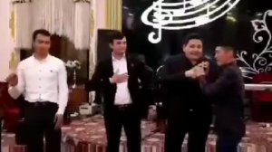 Прикол дар туй конибодом😂😂😂 Акрамако камтар успет карид бо давоми гапаш буд😂😂😂