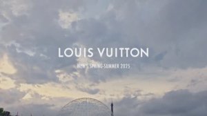 Показ мужской коллекции Louis Vuitton весна-лето 2025