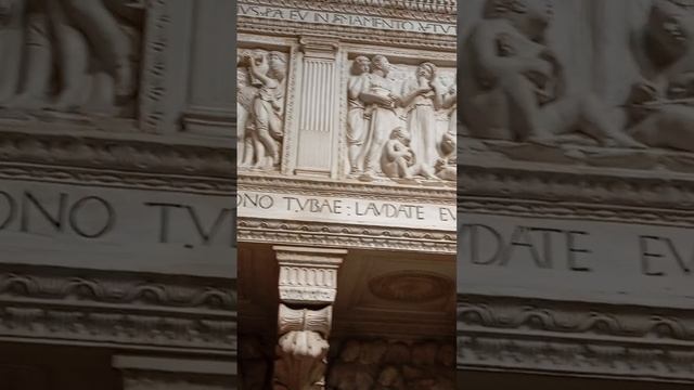 Кантория Флорентийского собора. Лука делла Робиа.
