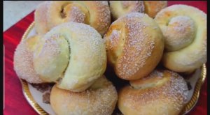 Плюшки на кефире