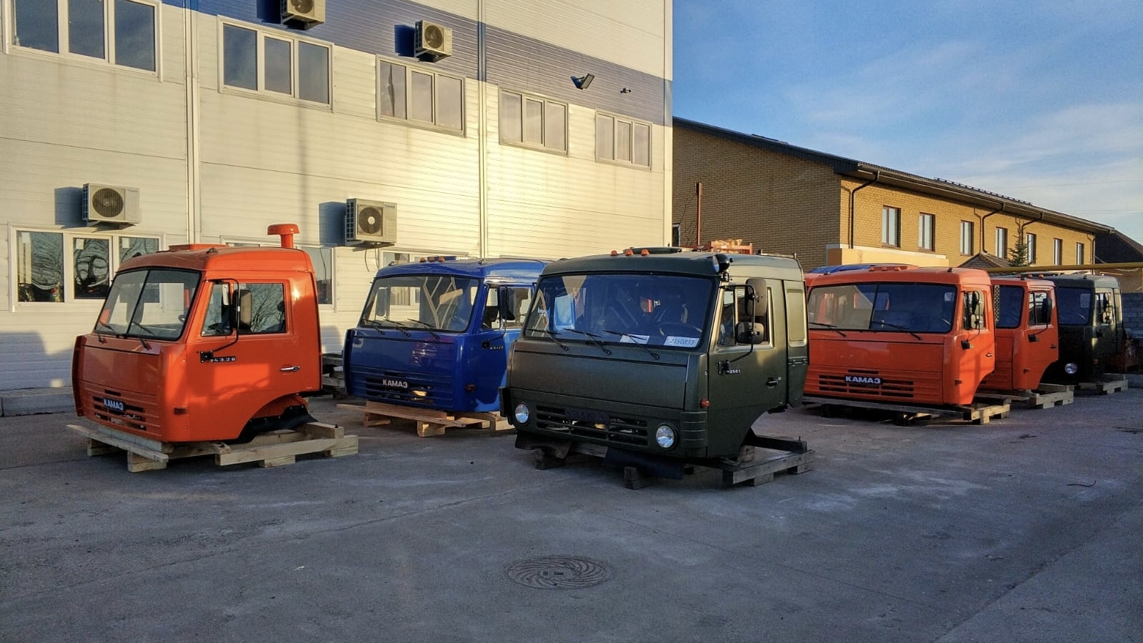 ЦЕНТР КАБИН. Небольшой обзор производства. +7-917-230-2060.