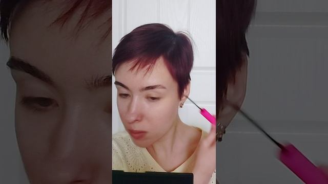 Макияж косметикой Essence, L'Oréal Paris, B.colour, Púsy