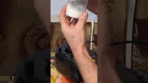 Перемалываю блендером сахар в пудру