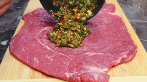 🔥😋 Боже как вкусно! Просто заверните мясо в рулет и вы удивитесь результатом! Рецепт говядины!