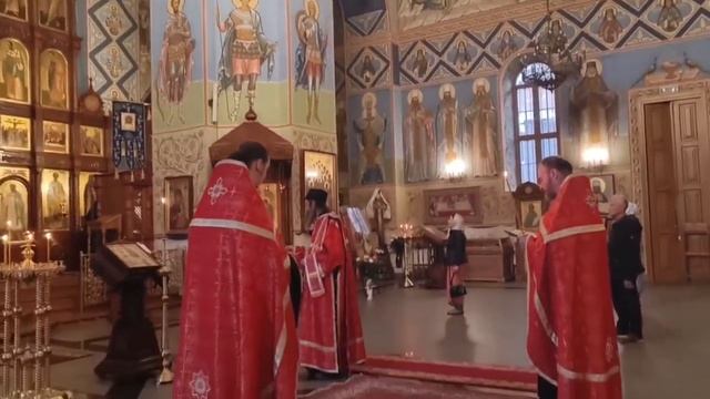 ВЕЧЕРНЕЕ БОГОСЛУЖЕНИЕ С АКАФИСТОМ ВОСКРЕСЕНИЮ ХРИСТОВУ: ХОР ИВЕРСКОГО МОНАСТЫРЯ