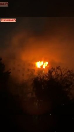 МЧС Москвы: пожар начался в квартире на девятом этаже в доме №39 по улице Генерала Тюленева