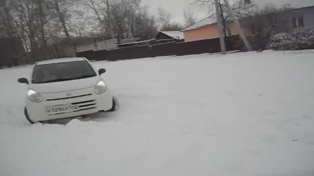 КЕЙ КАР ПО СНЕГУ КАК НИВА.