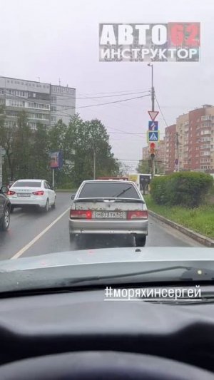 Навигатор говорит — езжай прямо! Только прямо дороги никакой нет