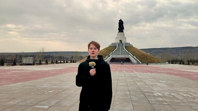 80 лет Великой Победы. Стихотворение "Подвиг" Исполняет автор - Тимофей Левонтьев (Школа № 7)