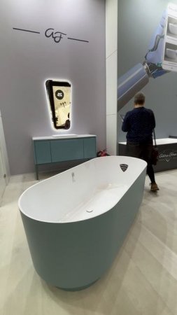 Ванна — центр притяжения в любом санузле.
