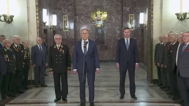 Выступление С.Лаврова в ходе церемонии возложения венков к мемориальным доскам в здании МИД