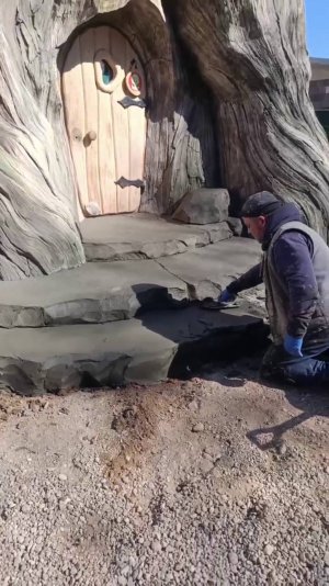 Туалет на  даче изготовление ступенек из  арт бетона.мастер Виталь.