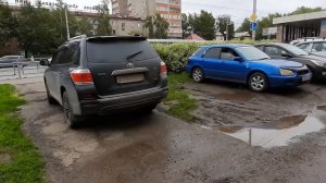 газон не парковка 2022-08-16 11:10 Пушкина 69