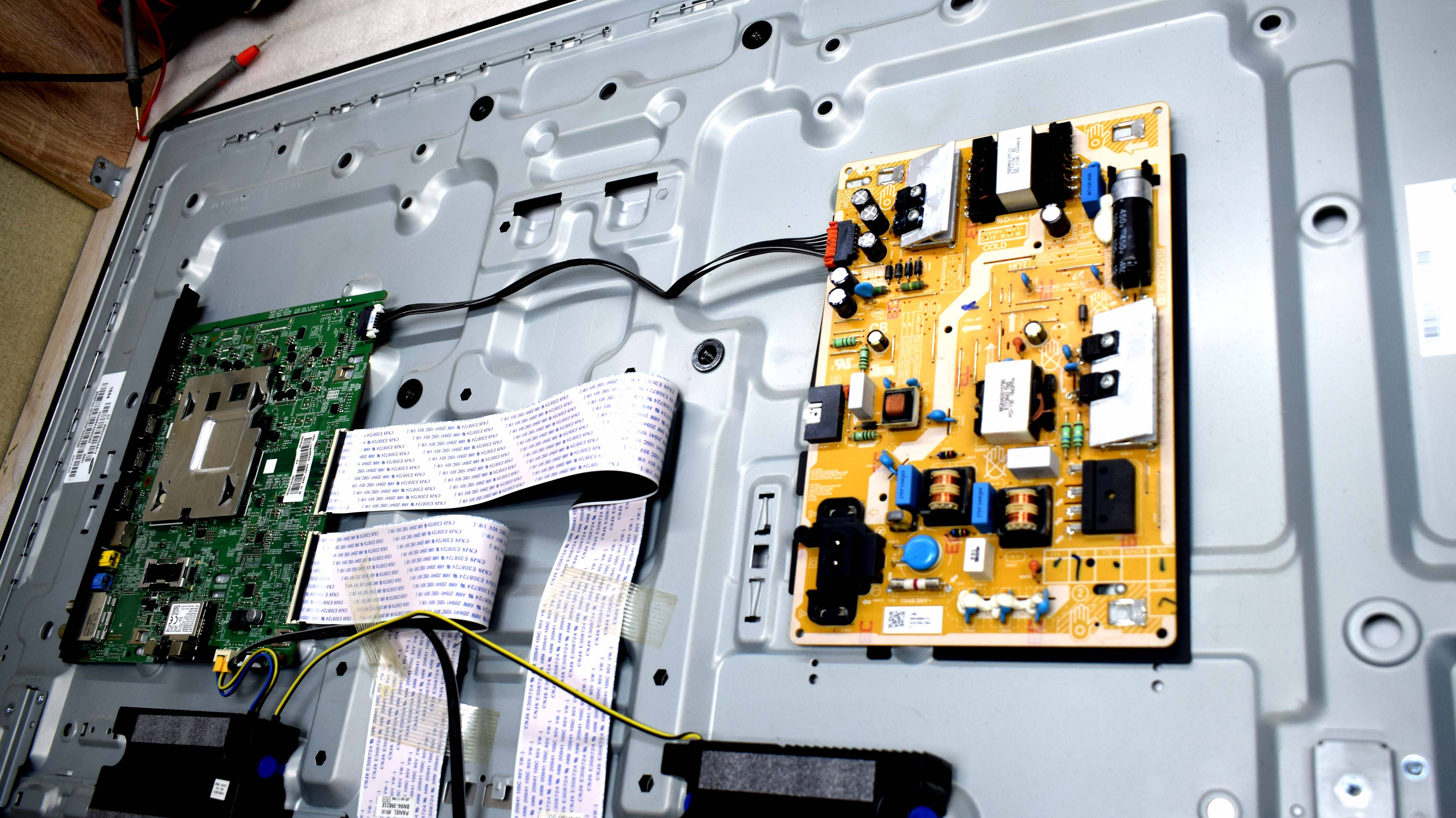 Ремонт телевизора Samsung UE43NU7170