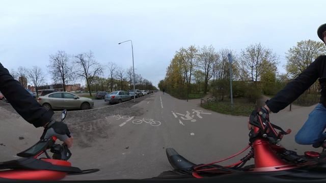 Видео 360 градусов. 6 мая 2025. Санкт-Петербург. Поездка на электровелосипеде.