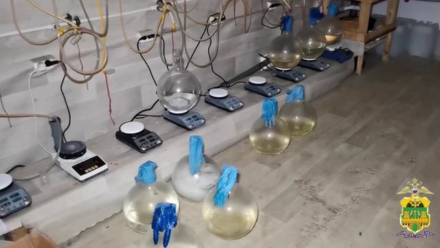⚡️Организатор двух подпольных нарколабораторий в Анапе  отправлен на скамью подсудимых