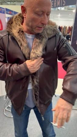 Top Gun с капюшоном , мех Тоскана цена 65000₽ скидка первым покупателям 10 000₽
т 8(800)3014540