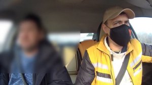 Пассажир в такси спит с женой друга?Мы едим в баню к де?