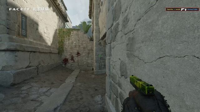 - 4 С GLOCK В ГОЛОВУ