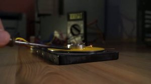 Искры из под шлиф. машинки | Sparks from a HDD Grinder