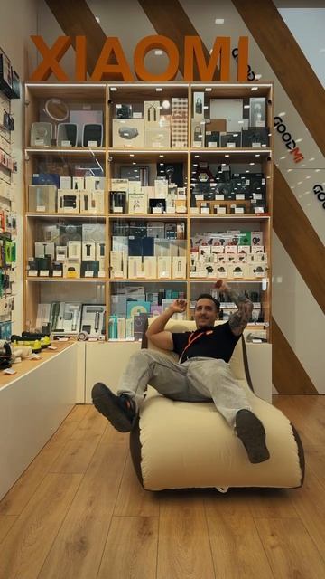Топовый надувной шезлонг-кресло  - Mobi Garden.