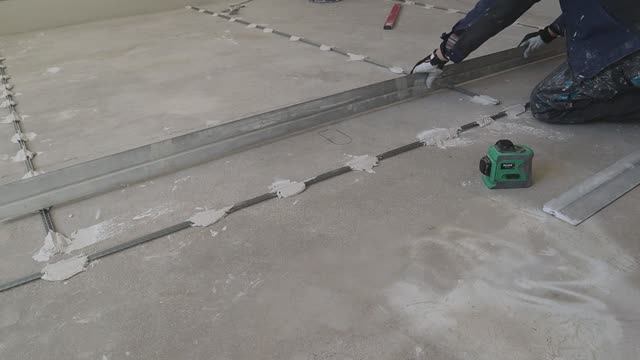 Три способа установки маяков и при каком слои какую смесь.