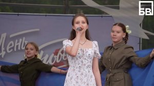 В балаковском парке «Центральный» состоялась праздничная программа «Весна Победы»