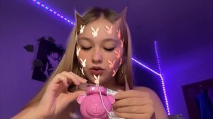 АСМР💦ЕМ БЛЕСК ДЛЯ ГУБ ✨💗(липкие звуки , неразборчив?